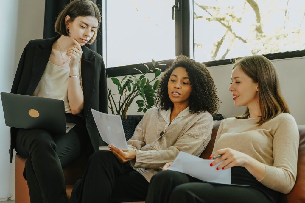 How to Spot a Fake Job Applicant Online – Hiring Solutions LLC